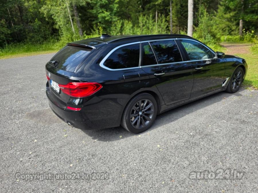 Black BMW 5 Series 2018 in Tallinn, with an engine capacity of 3.00 L and mileage of 189 thousand km for 20000 €, photo 4 on AUTOMOTO.COM.LV