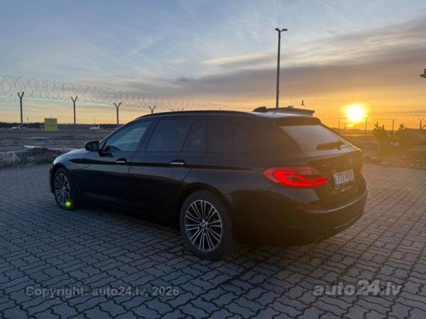 Melns BMW 5 Series 2018 Tallina, ar dzinēja tilpumu 2.00 L un nobraukumu 180 tūkst. km par 20700 €, foto 7 vietnē AUTOMOTO.COM.LV