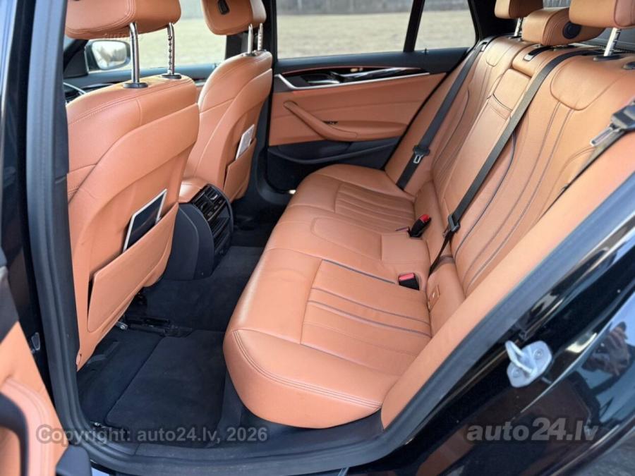 Черный БМВ 5 Серия 2018 в Таллин, объемом двигателя 2.00 л и пробегом 180 тыс. км за 20700 €, фото 15 на AUTOMOTO.COM.LV