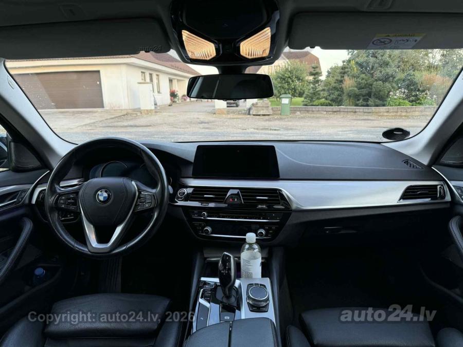 Melns BMW 5 Series 2018 Tallina, ar dzinēja tilpumu 2.00 L un nobraukumu 195 tūkst. km par 20900 €, foto 6 vietnē AUTOMOTO.COM.LV
