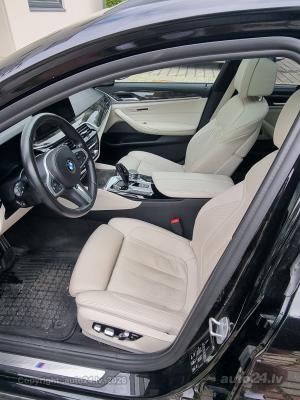 Melns BMW 5 Series 2018 Tallina, ar dzinēja tilpumu 2.00 L un nobraukumu 89 tūkst. km par 28900 €, foto 10 vietnē AUTOMOTO.COM.LV