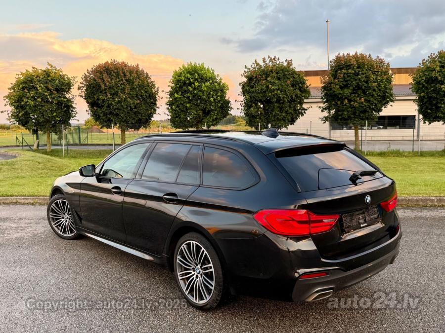 Melns BMW 5 Series 2018 Tartu, ar dzinēja tilpumu 3.00 L un nobraukumu 220 tūkst. km par 20700 €, foto 5 vietnē AUTOMOTO.COM.LV