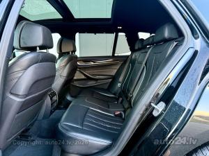 Melns BMW 5 Series 2018 Tartu, ar dzinēja tilpumu 3.00 L un nobraukumu 220 tūkst. km par 20700 €, foto 14 vietnē AUTOMOTO.COM.LV