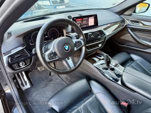 Melns BMW 5 Series 2018 Tartu, ar dzinēja tilpumu 3.00 L un nobraukumu 220 tūkst. km par 20700 €, foto 16 vietnē AUTOMOTO.COM.LV