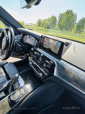 Melns BMW 5 Series 2018 Tallina, ar dzinēja tilpumu 3.00 L un nobraukumu 206 tūkst. km par 20800 €, foto 10 vietnē AUTOMOTO.COM.LV