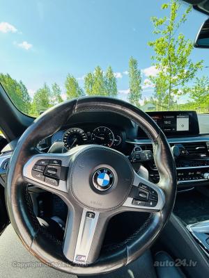Melns BMW 5 Series 2018 Tallina, ar dzinēja tilpumu 3.00 L un nobraukumu 206 tūkst. km par 20800 €, foto 12 vietnē AUTOMOTO.COM.LV