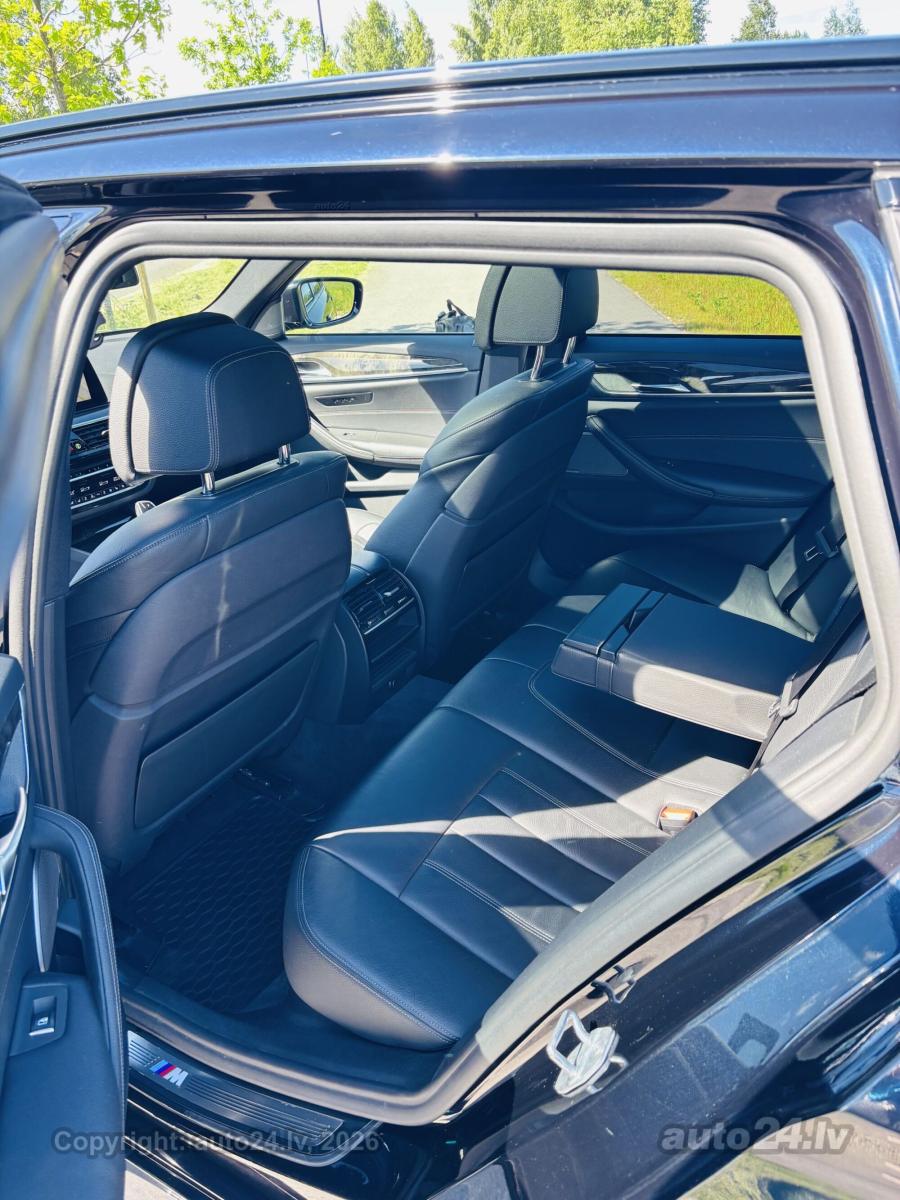 Melns BMW 5 Series 2018 Tallina, ar dzinēja tilpumu 3.00 L un nobraukumu 206 tūkst. km par 20800 €, foto 17 vietnē AUTOMOTO.COM.LV