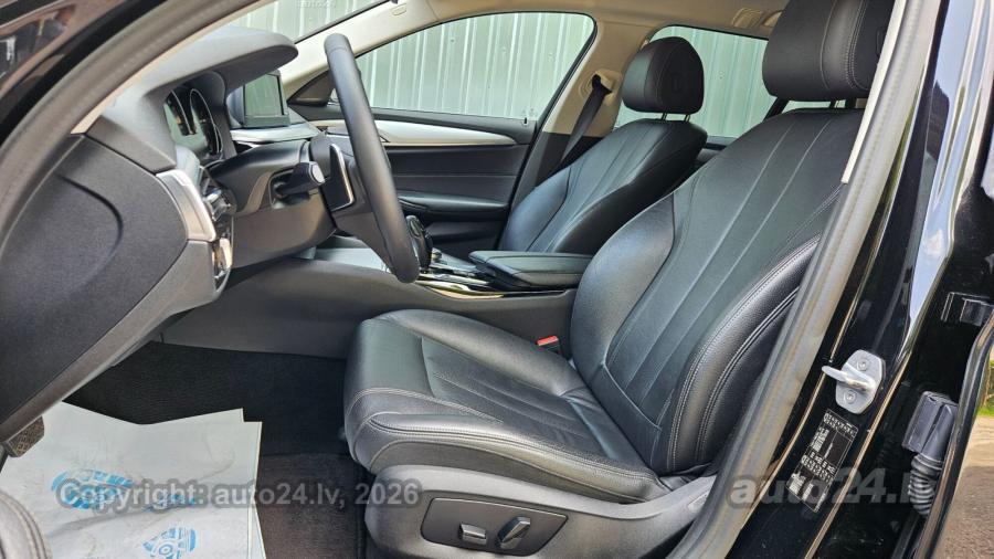 Melns BMW 5 Series 2018 Tallina, ar dzinēja tilpumu 2.00 L un nobraukumu 193 tūkst. km par 16490 €, foto 10 vietnē AUTOMOTO.COM.LV