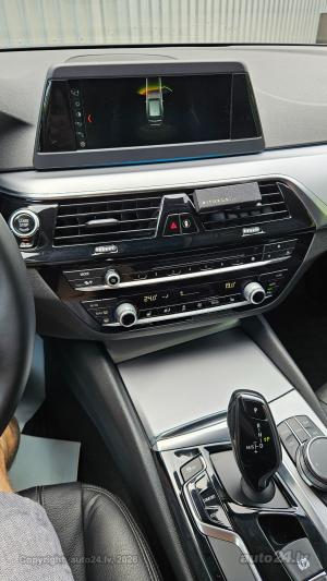 Melns BMW 5 Series 2018 Tallina, ar dzinēja tilpumu 2.00 L un nobraukumu 193 tūkst. km par 16490 €, foto 14 vietnē AUTOMOTO.COM.LV