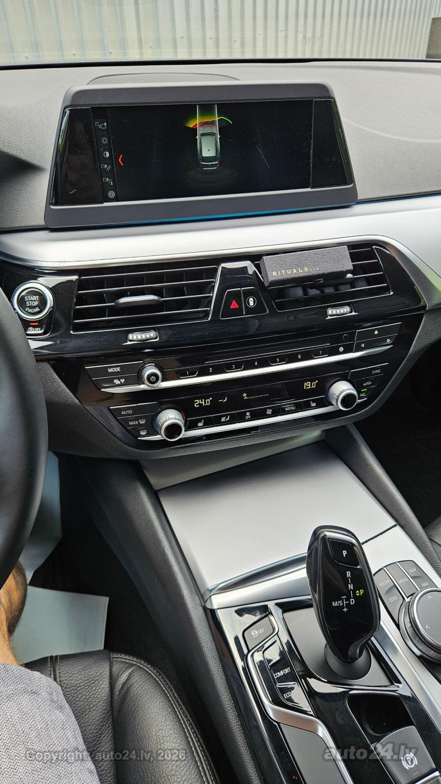 Melns BMW 5 Series 2018 Tallina, ar dzinēja tilpumu 2.00 L un nobraukumu 193 tūkst. km par 16490 €, foto 14 vietnē AUTOMOTO.COM.LV