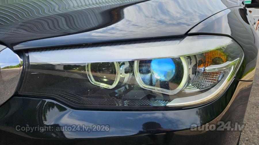 Melns BMW 5 Series 2018 Tallina, ar dzinēja tilpumu 2.00 L un nobraukumu 193 tūkst. km par 16490 €, foto 25 vietnē AUTOMOTO.COM.LV