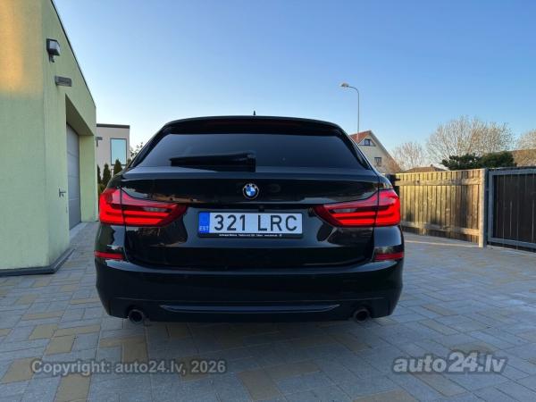 Black BMW 5 Series 2018 in Tallinn, with an engine capacity of 2.00 L and mileage of 117 thousand km for 19990 €, photo 4 on AUTOMOTO.COM.LV