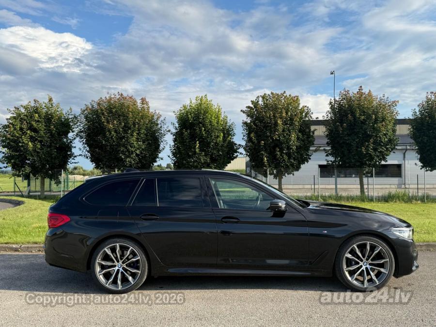Melns BMW 5 Series 2018 Tartu, ar dzinēja tilpumu 3.00 L un nobraukumu 172 tūkst. km par 22700 €, foto 8 vietnē AUTOMOTO.COM.LV