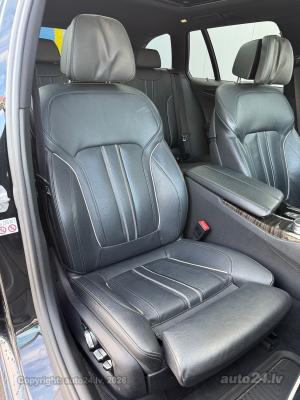 Melns BMW 5 Series 2018 Tartu, ar dzinēja tilpumu 3.00 L un nobraukumu 172 tūkst. km par 22700 €, foto 10 vietnē AUTOMOTO.COM.LV