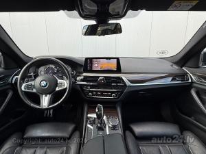 Melns BMW 5 Series 2018 Tartu, ar dzinēja tilpumu 3.00 L un nobraukumu 172 tūkst. km par 22700 €, foto 17 vietnē AUTOMOTO.COM.LV