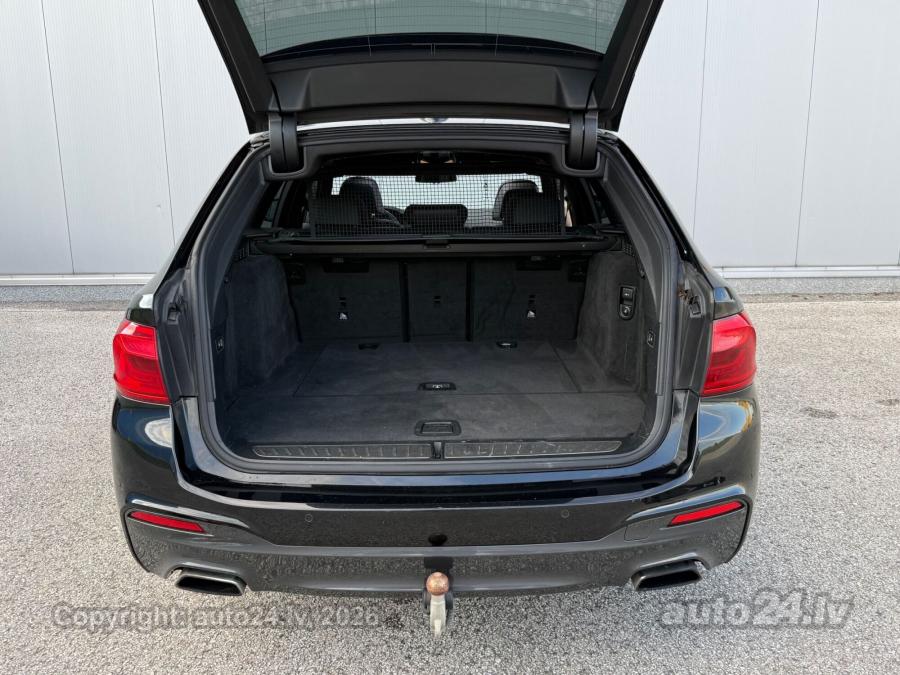 Melns BMW 5 Series 2018 Tartu, ar dzinēja tilpumu 3.00 L un nobraukumu 172 tūkst. km par 22700 €, foto 29 vietnē AUTOMOTO.COM.LV