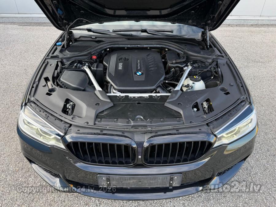 Melns BMW 5 Series 2018 Tartu, ar dzinēja tilpumu 3.00 L un nobraukumu 172 tūkst. km par 22700 €, foto 30 vietnē AUTOMOTO.COM.LV