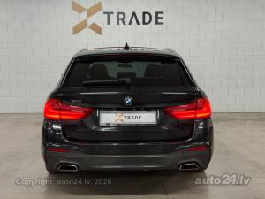 Melns BMW 5 Series 2018 Pērnava, ar dzinēja tilpumu 3.00 L un nobraukumu 294 tūkst. km par 18990 €, foto 5 vietnē AUTOMOTO.COM.LV