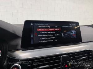 Melns BMW 5 Series 2018 Pērnava, ar dzinēja tilpumu 3.00 L un nobraukumu 294 tūkst. km par 18990 €, foto 29 vietnē AUTOMOTO.COM.LV