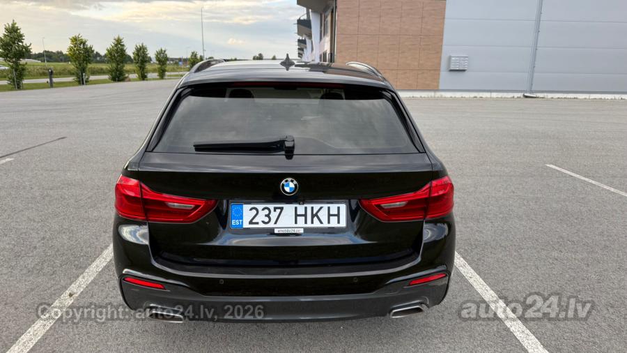Melns BMW 5 Series 2018 Tallina, ar dzinēja tilpumu 2.00 L un nobraukumu 265 tūkst. km par 19990 €, foto 5 vietnē AUTOMOTO.COM.LV