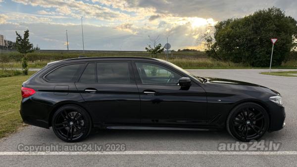 BMW 5 Series 2018 in Tallinn on AUTOMOTO.COM.LV Black BMW 5 Series 2018 in Tallinn, with an engine capacity of 2.00 L and mileage of 265 thousand km for 19990 β¬, photo 7 on AUTOMOTO.COM.LV