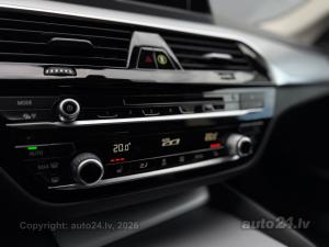 Черный БМВ 5 Серия 2018 в Таллин, объемом двигателя 2.00 л и пробегом 289 тыс. км за 13990 €, фото 15 на AUTOMOTO.COM.LV