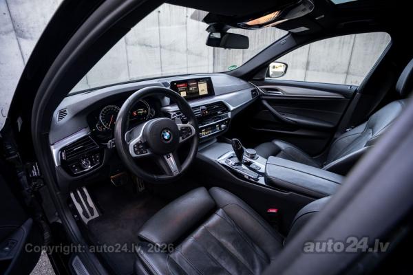 Black BMW 5 Series 2018 in Tartu, with an engine capacity of 3.00 L and mileage of 165 thousand km for 27900 €, photo 5 on AUTOMOTO.COM.LV