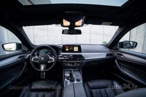 Black BMW 5 Series 2018 in Tartu, with an engine capacity of 3.00 L and mileage of 165 thousand km for 27900 €, photo 10 on AUTOMOTO.COM.LV