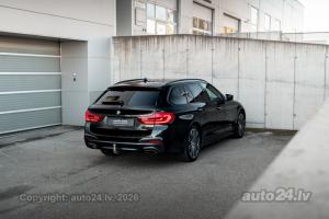 Black BMW 5 Series 2018 in Tartu, with an engine capacity of 3.00 L and mileage of 165 thousand km for 27900 €, photo 12 on AUTOMOTO.COM.LV