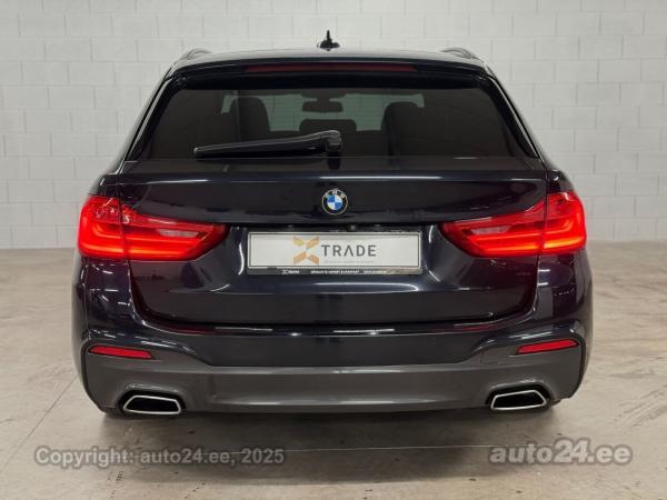 Melns BMW 5 Series 2019 Pērnava, ar dzinēja tilpumu 3.00 L un nobraukumu 253 tūkst. km par 19990 €, foto 4 vietnē AUTOMOTO.COM.LV