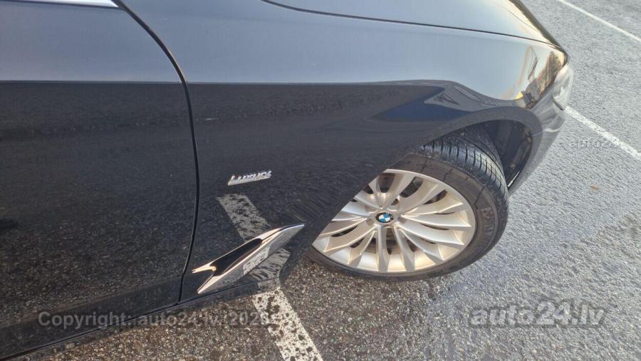 Melns BMW 5 Series 2019 Tallina, ar dzinēja tilpumu 2.00 L un nobraukumu 209 tūkst. km par 18900 €, foto 23 vietnē AUTOMOTO.COM.LV