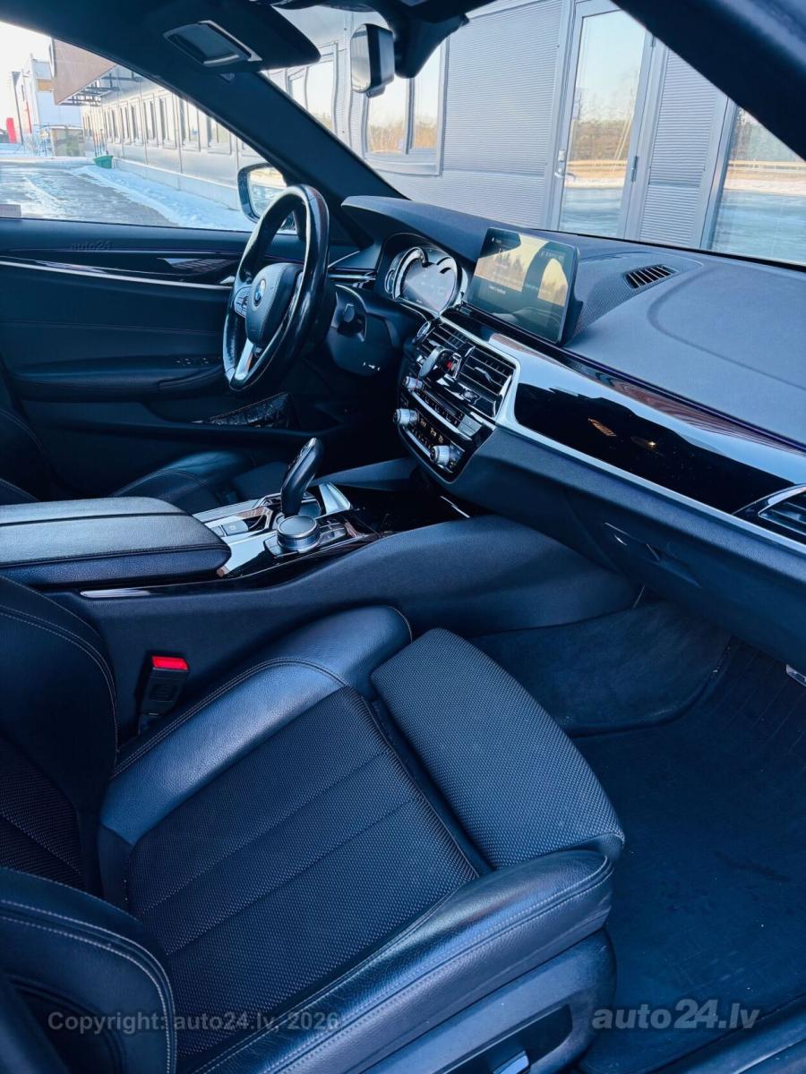 Melns BMW 5 Series 2019 Tartu, ar dzinēja tilpumu 2.00 L un nobraukumu 220 tūkst. km par 22000 €, foto 14 vietnē AUTOMOTO.COM.LV