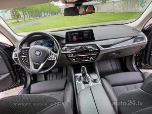 Black BMW 5 Series 2019 in Tallinn, with an engine capacity of 2.00 L and mileage of 164 thousand km for 23500 €, photo 8 on AUTOMOTO.COM.LV