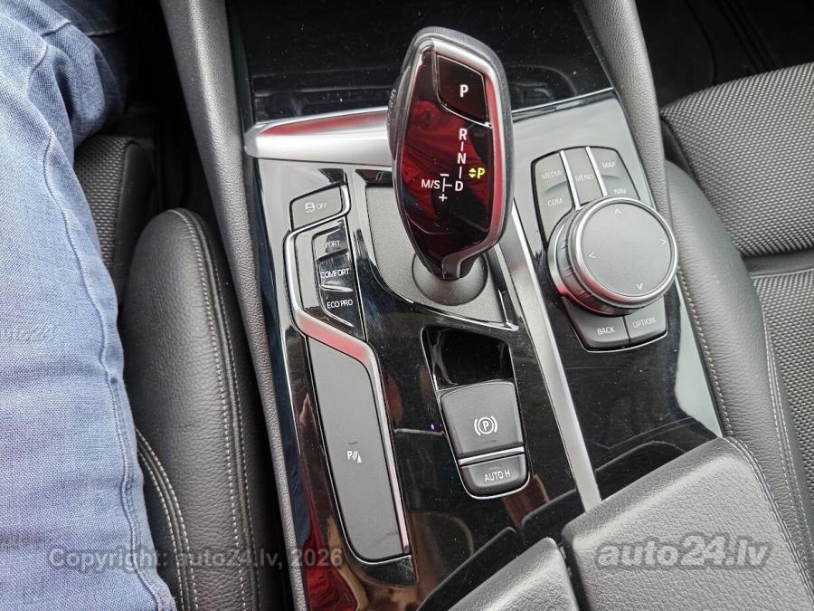 Black BMW 5 Series 2019 in Tallinn, with an engine capacity of 2.00 L and mileage of 164 thousand km for 23500 €, photo 10 on AUTOMOTO.COM.LV
