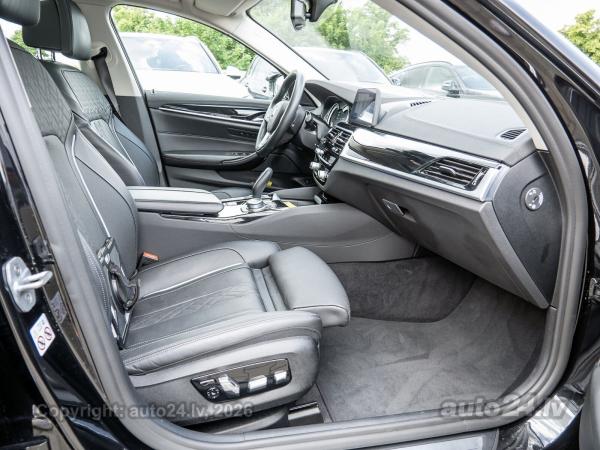 Melns BMW 5 Series 2019 Tallina, ar dzinēja tilpumu 2.00 L un nobraukumu 137 tūkst. km par 26990 €, foto 5 vietnē AUTOMOTO.COM.LV