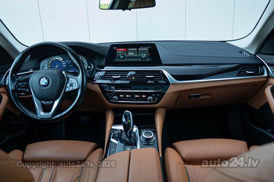 Melns BMW 5 Series 2019 Tartu, ar dzinēja tilpumu 3.00 L un nobraukumu 235 tūkst. km par 19500 €, foto 15 vietnē AUTOMOTO.COM.LV
