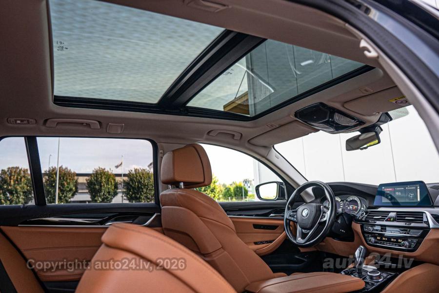 Melns BMW 5 Series 2019 Tartu, ar dzinēja tilpumu 3.00 L un nobraukumu 235 tūkst. km par 19500 €, foto 20 vietnē AUTOMOTO.COM.LV