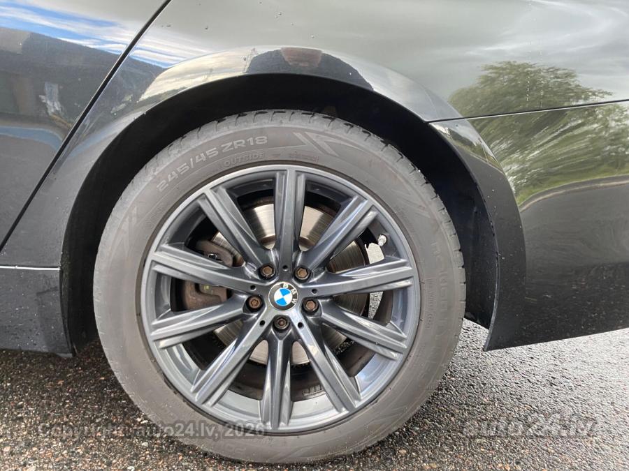 Melns BMW 5 Series 2019 Tallina, ar dzinēja tilpumu 3.00 L un nobraukumu 181 tūkst. km par 23500 €, foto 9 vietnē AUTOMOTO.COM.LV
