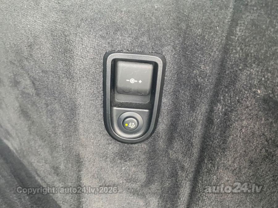Melns BMW 5 Series 2019 Tallina, ar dzinēja tilpumu 3.00 L un nobraukumu 181 tūkst. km par 23500 €, foto 11 vietnē AUTOMOTO.COM.LV