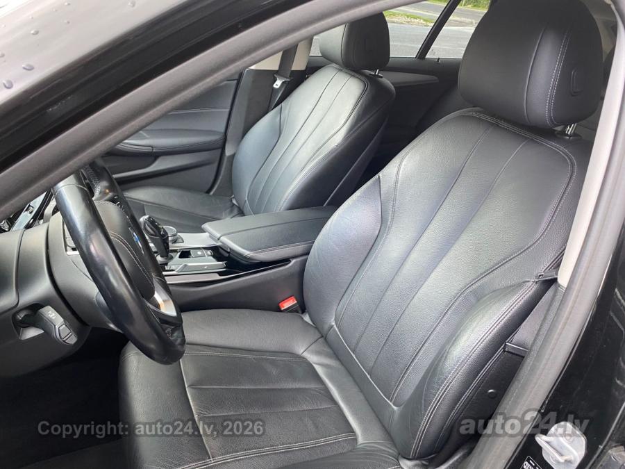 Melns BMW 5 Series 2019 Tallina, ar dzinēja tilpumu 3.00 L un nobraukumu 181 tūkst. km par 23500 €, foto 14 vietnē AUTOMOTO.COM.LV