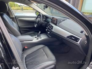 Melns BMW 5 Series 2019 Tallina, ar dzinēja tilpumu 3.00 L un nobraukumu 181 tūkst. km par 23500 €, foto 15 vietnē AUTOMOTO.COM.LV