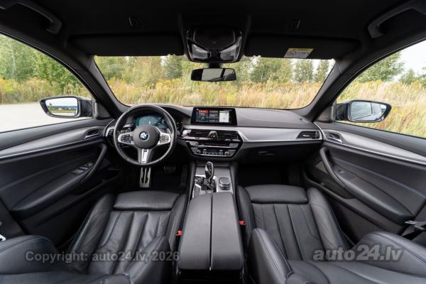 Melns BMW 5 Series 2019 Tallina, ar dzinēja tilpumu 3.00 L un nobraukumu 244 tūkst. km par 24900 €, foto 9 vietnē AUTOMOTO.COM.LV
