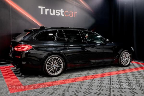 BMW 5 Series 2019 in Parnu on AUTOMOTO.COM.LV Black BMW 5 Series 2019 in Parnu, with an engine capacity of 3.00 L and mileage of 230 thousand km for 18500 €, photo 8 on AUTOMOTO.COM.LV
