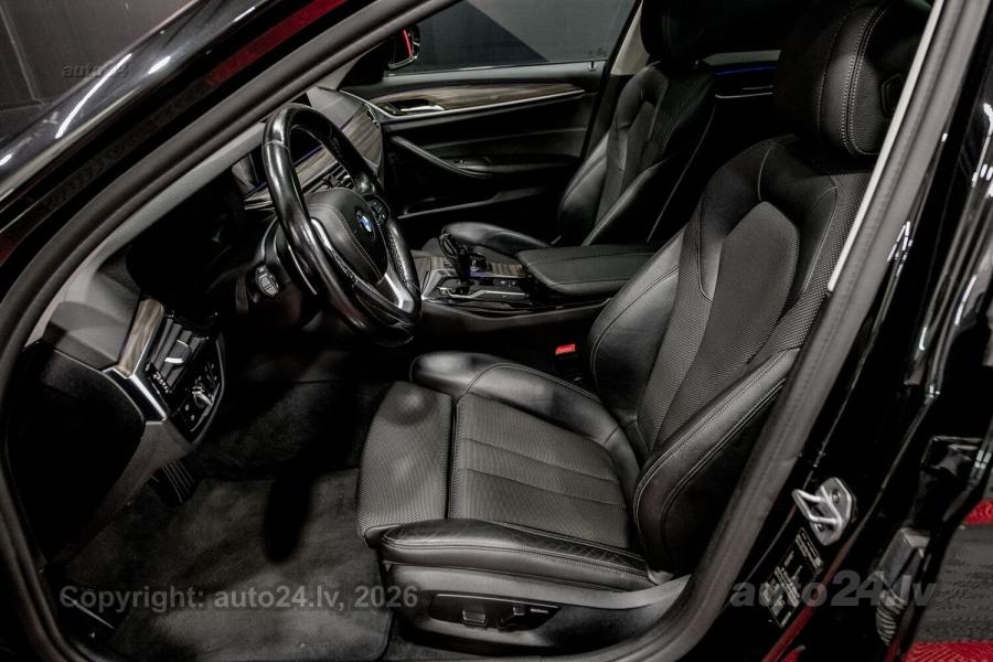 Melns BMW 5 Series 2019 Pērnava, ar dzinēja tilpumu 3.00 L un nobraukumu 230 tūkst. km par 18500 €, foto 13 vietnē AUTOMOTO.COM.LV