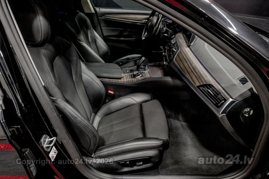 Melns BMW 5 Series 2019 Pērnava, ar dzinēja tilpumu 3.00 L un nobraukumu 230 tūkst. km par 18500 €, foto 15 vietnē AUTOMOTO.COM.LV