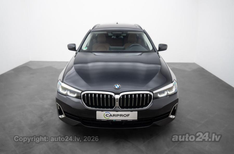 Melns BMW 5 Series 2020 Tallina, ar dzinēja tilpumu 3.00 L un nobraukumu 182 tūkst. km par 27999 €, foto 3 vietnē AUTOMOTO.COM.LV