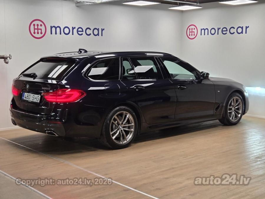 Black BMW 5 Series 2020 in Tallinn, with an engine capacity of 2.00 L and mileage of 166 thousand km for 21900 €, photo 5 on AUTOMOTO.COM.LV