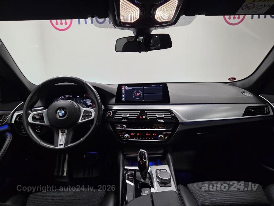 Black BMW 5 Series 2020 in Tallinn, with an engine capacity of 2.00 L and mileage of 166 thousand km for 21900 €, photo 9 on AUTOMOTO.COM.LV