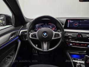 Black BMW 5 Series 2020 in Tallinn, with an engine capacity of 2.00 L and mileage of 166 thousand km for 21900 €, photo 15 on AUTOMOTO.COM.LV