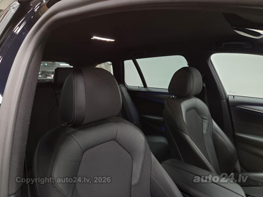 Black BMW 5 Series 2020 in Tallinn, with an engine capacity of 2.00 L and mileage of 166 thousand km for 21900 €, photo 19 on AUTOMOTO.COM.LV
